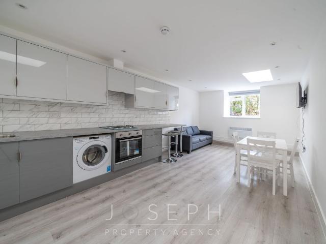 25 Elm Street, Ipswich IP1, 1 bed property to rent, £700 pcm | PrimeLocation