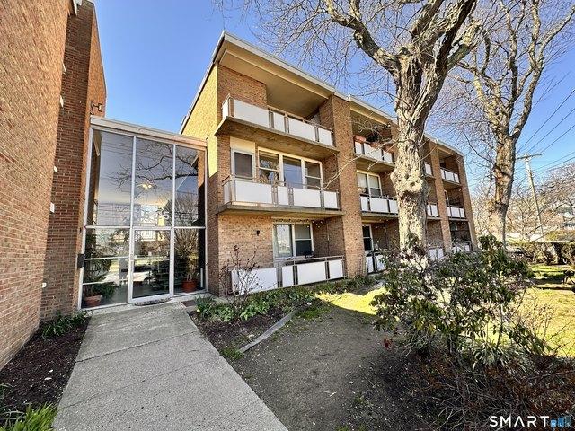 25 Ellsworth St Unit 17, Bridgeport, CT 06605