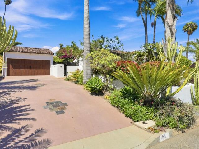25 Encinal Place
