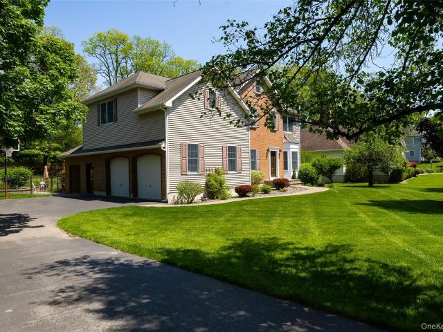 25 Evergreen Avenue