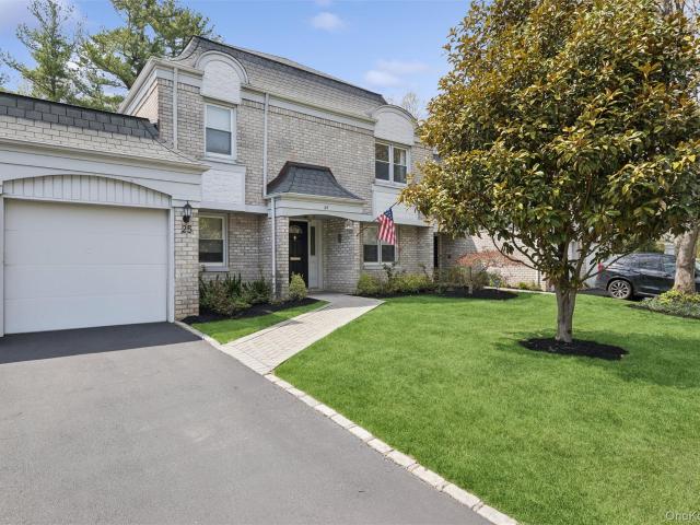 25 Fairway Circle S