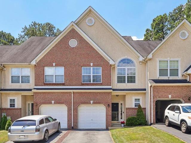 25 Forest Gate Ln, Wilmington, DE 19810