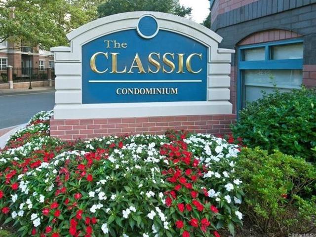 25 Forest St #3M, Stamford, CT 06901