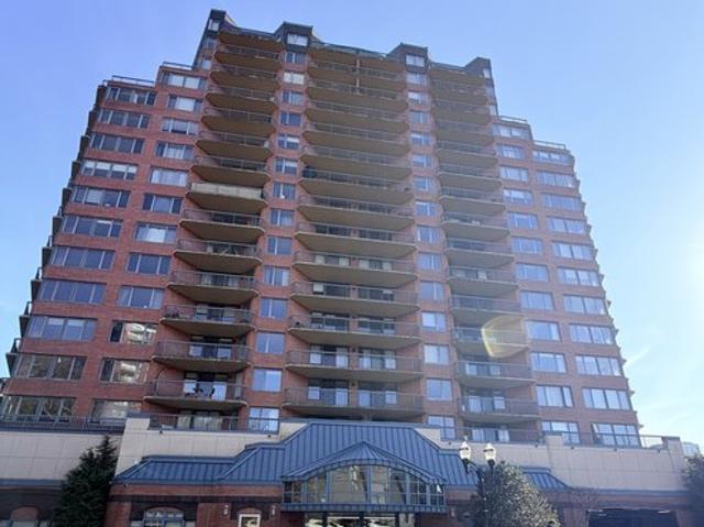 25 Forest St Apt 7F, Stamford, CT 06901