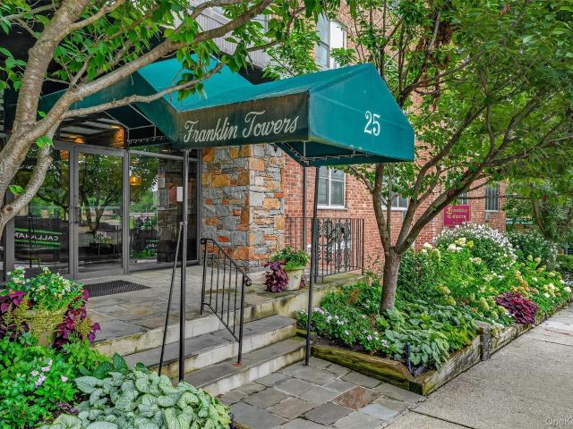 25 Franklin Avenue 6C
