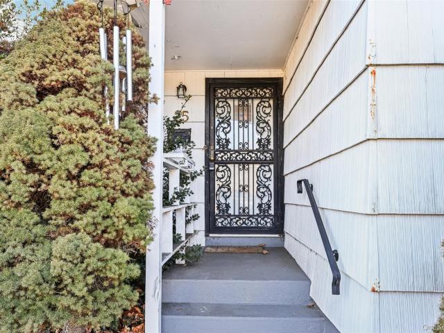25 Freund Drive