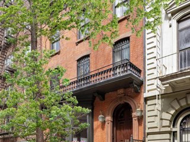 25 Grace Ct, Brooklyn, NY 11201