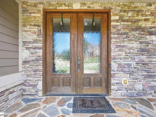 25 Griffith Knoll Way