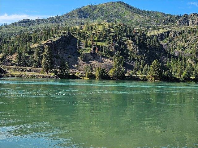 25 Happys Way, Plains, MT 59859