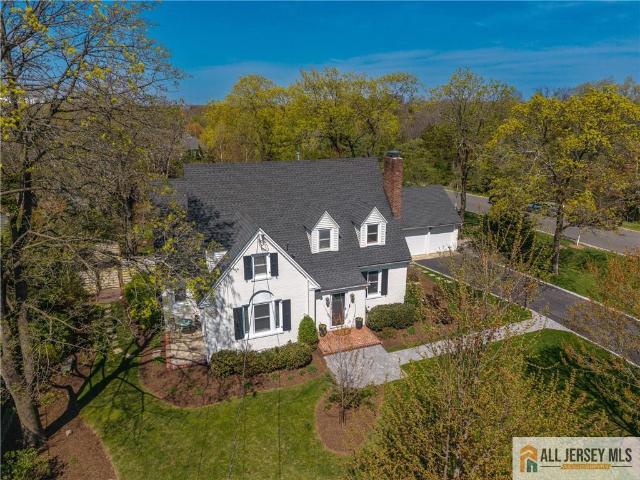 25 Hillcrest Drive