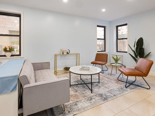 25 Indian Road, New York, NY