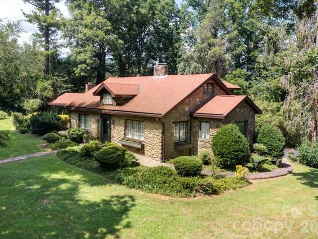 25 Inglewood Rd, Asheville, NC 28804