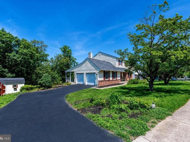 25 Iroquois Drive