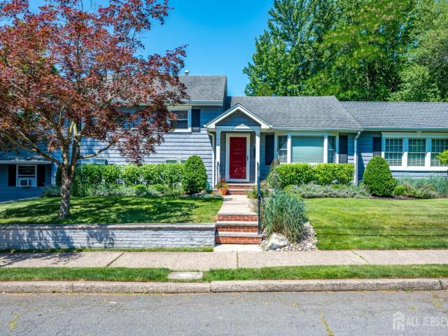 25 Irving Avenue