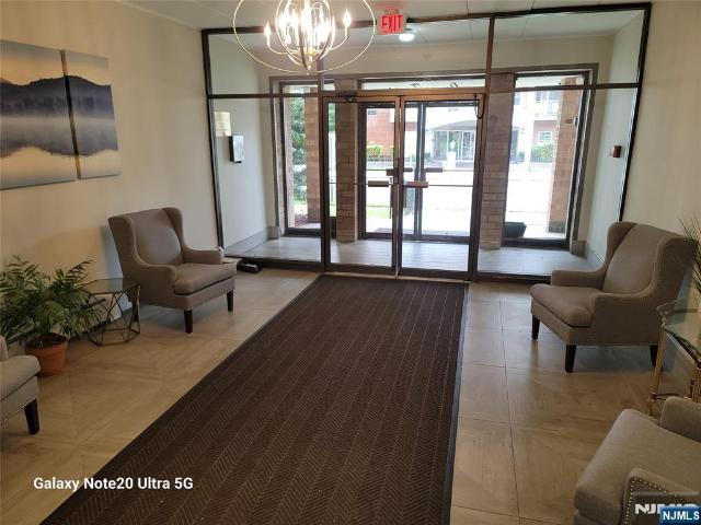 25 Jefferson Street # 3G