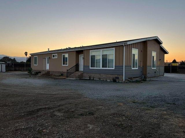 25 Kalana Ave, Morgan Hill, CA 95037