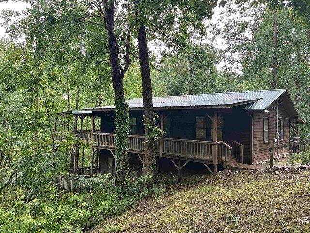 25 Kerr Ln, Savannah, TN 38372