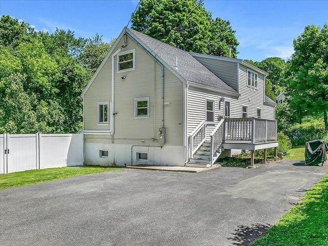 25 King Ter, Beverly, MA 01915