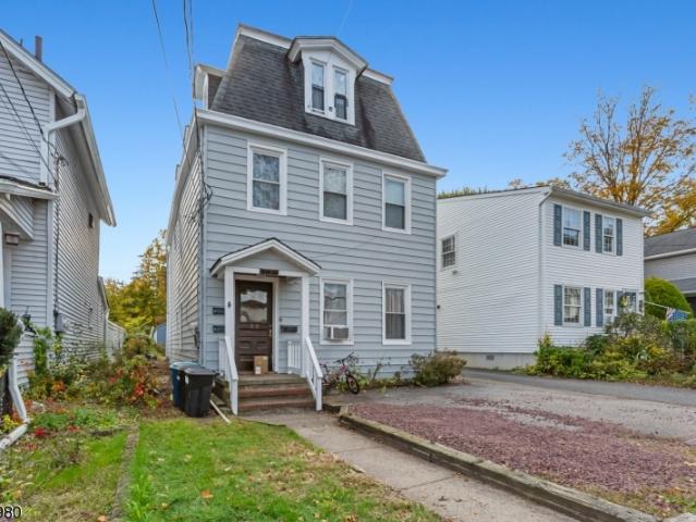 25 Kiel Ave