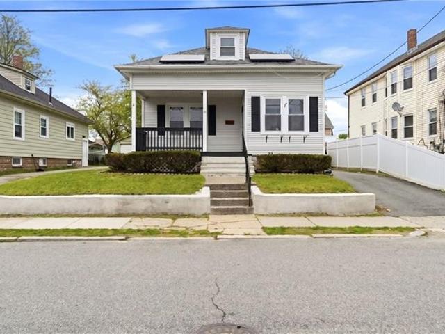 25 Lambert St, Cranston, RI 02910