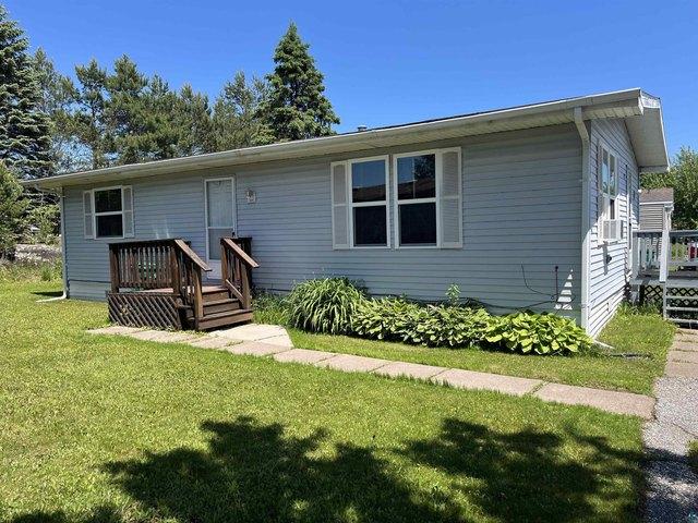25 Larch Dr, Duluth, MN 55810