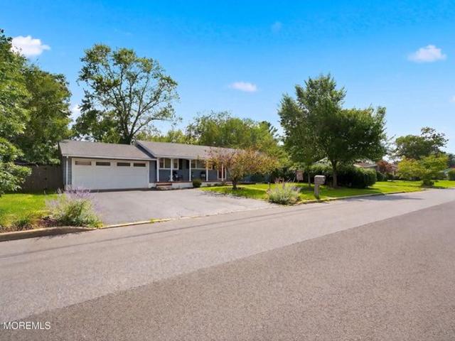 25 Laurelton Ave, Jackson, NJ 08527