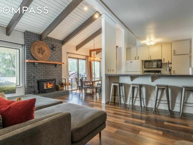 25 Lee Rd 124, Mammoth Lakes, CA