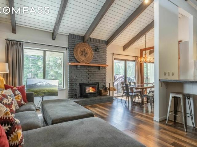 25 Lee Rd 124, Mammoth Lakes, CA