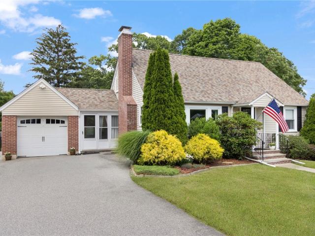 25 Leroy Avenue