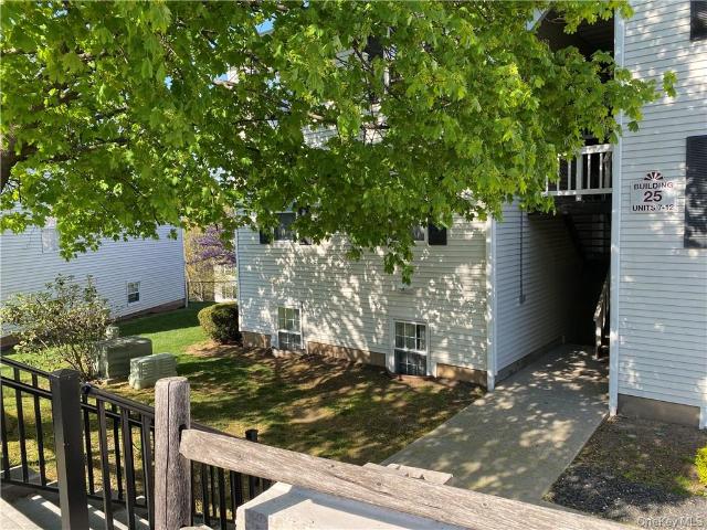 25 Lexington Hill 7