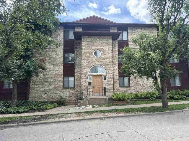 25 Lincoln Ave Apt 13, Iowa City, IA 52246