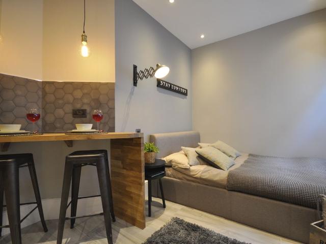 25 Linden Gardens, Notting Hill W2, Studio to rent, £3,445 pcm | PrimeLocation