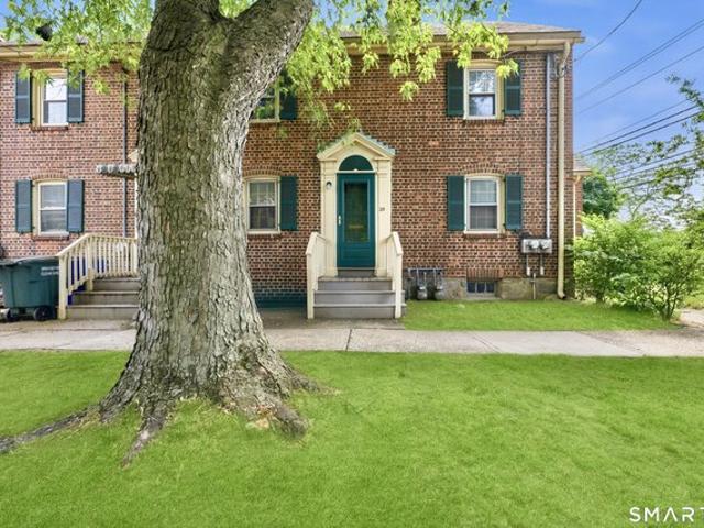 25 Little St, Bridgeport, CT 06604
