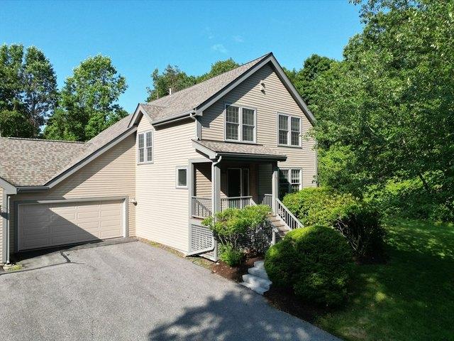 25 Livermore Ln Unit 25, Weston, MA 02493
