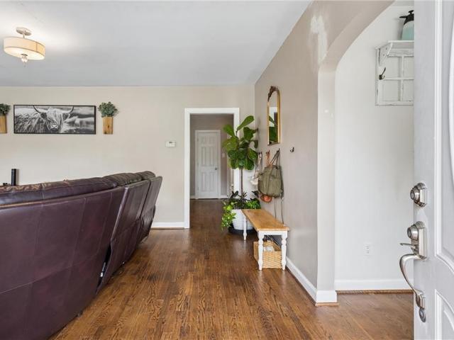 25 Lodge RD