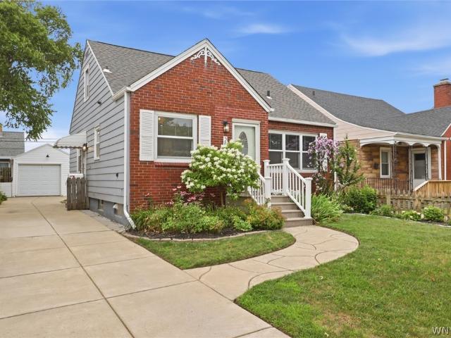 25 Louvaine Drive