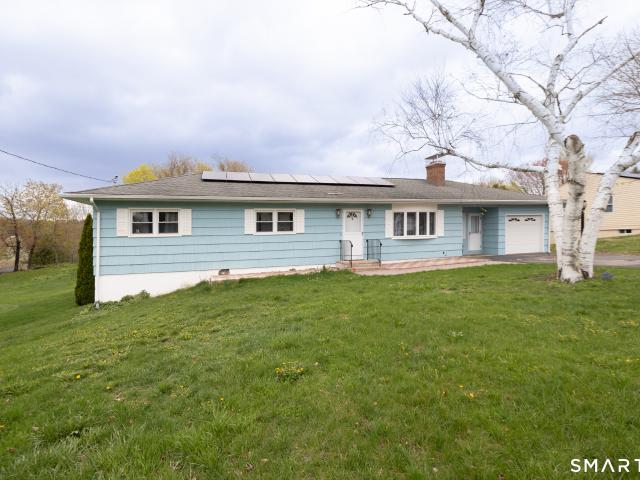 25 Lynn Ave, Plymouth, CT 06786 | MLS #24167 | Compass