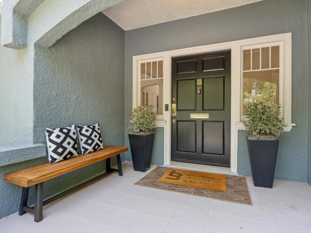 25 Manor Dr
