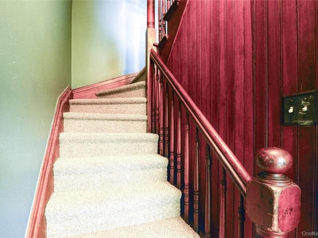 25 Maple Avenue 2