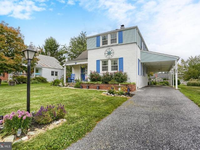 25 Maple Avenue