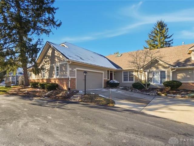 25 Martingham Ct, Dayton, OH 45440