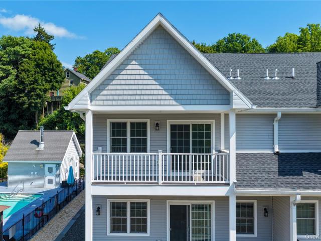 25 Marina Drive