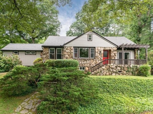 25 Mineral Springs Rd, Asheville, NC 28805