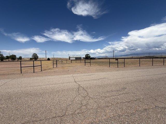25 Miller Dairy Rd, Veguita, NM 87062