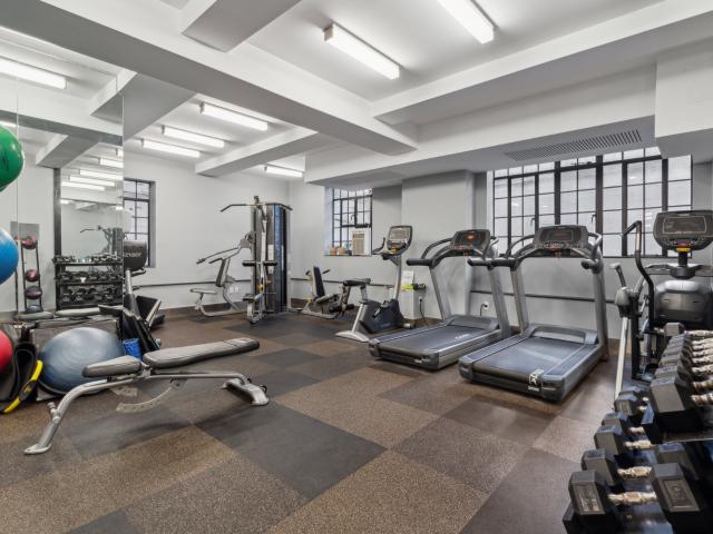 25 MONROE Place 7B