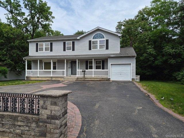 25 Mount Ave, Wyandanch, NY 11798