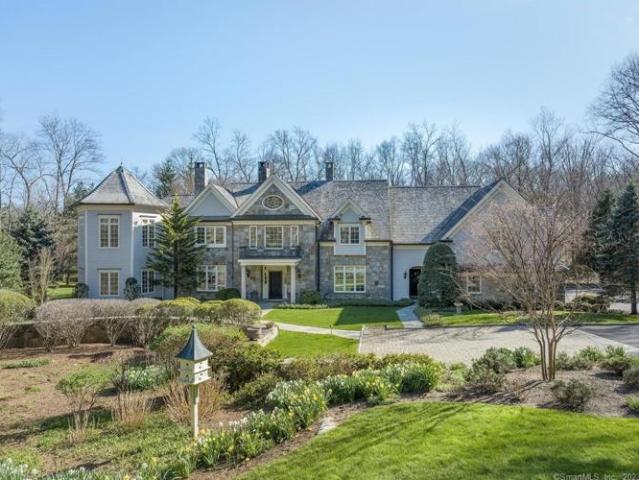 25 Mountain Wood Dr, Greenwich, CT 06831