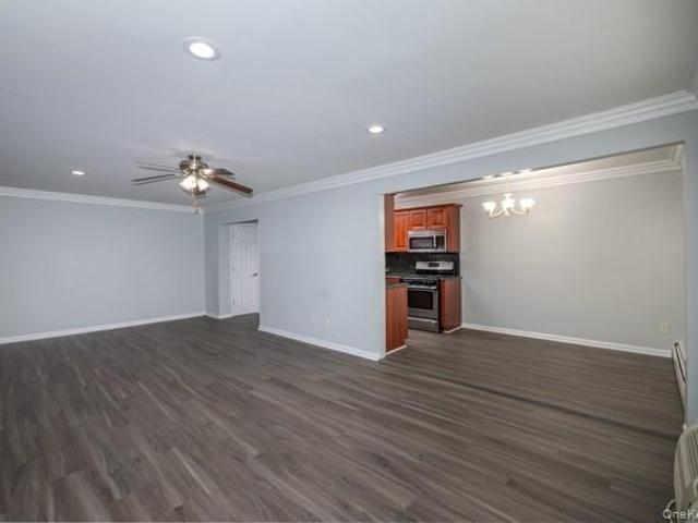 25 N Clinton Avenue 5A