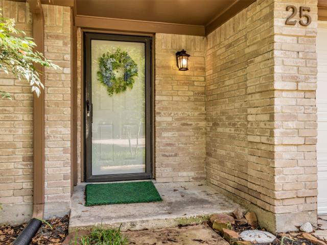25 N Deerfoot Circle