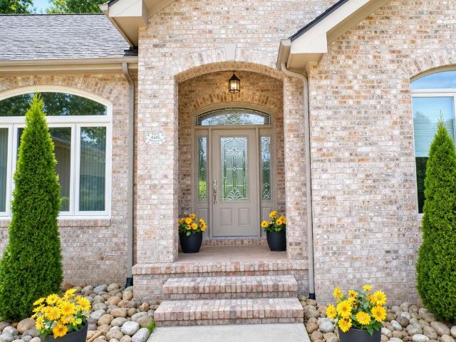 25 Oakcrest Circle